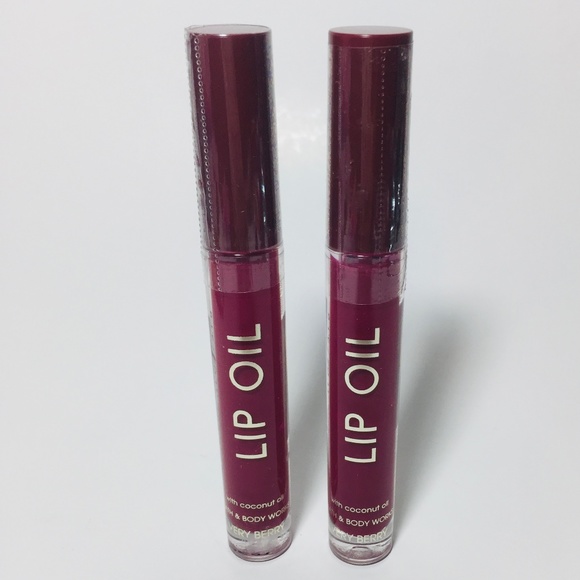 Bath & Body Works | Makeup | Very Berry Lip Oil | Poshmark